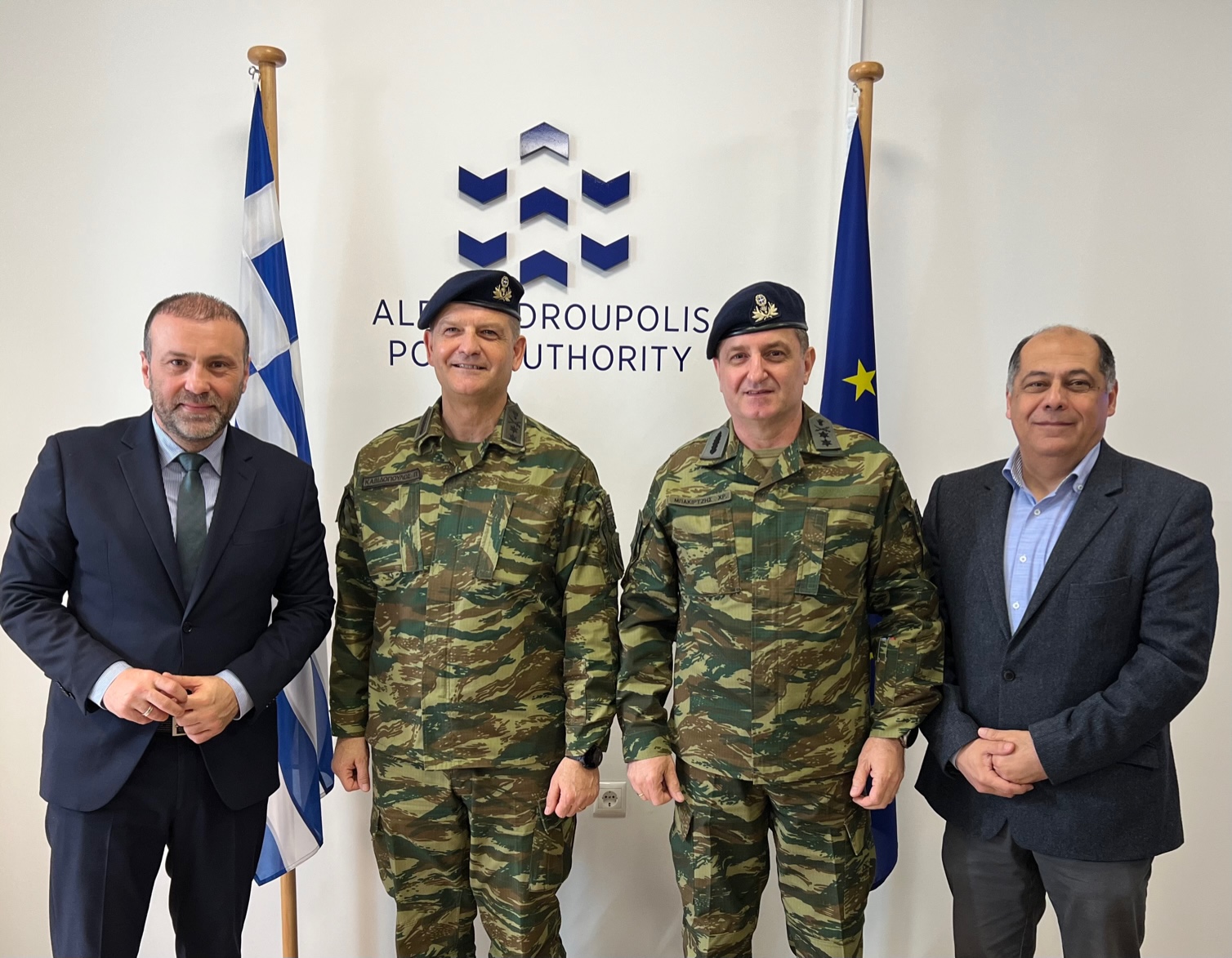 Επίσκεψη του νέου και του απερχόμενου Διοικητή της ΧΙΙ Μεραρχίας ...